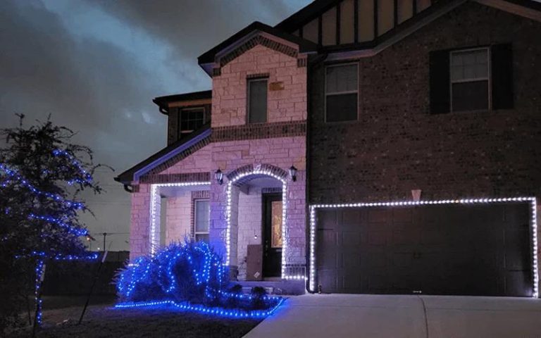 How to Hang Rope Lights (Step-by-step Guide) - LightingSavvy